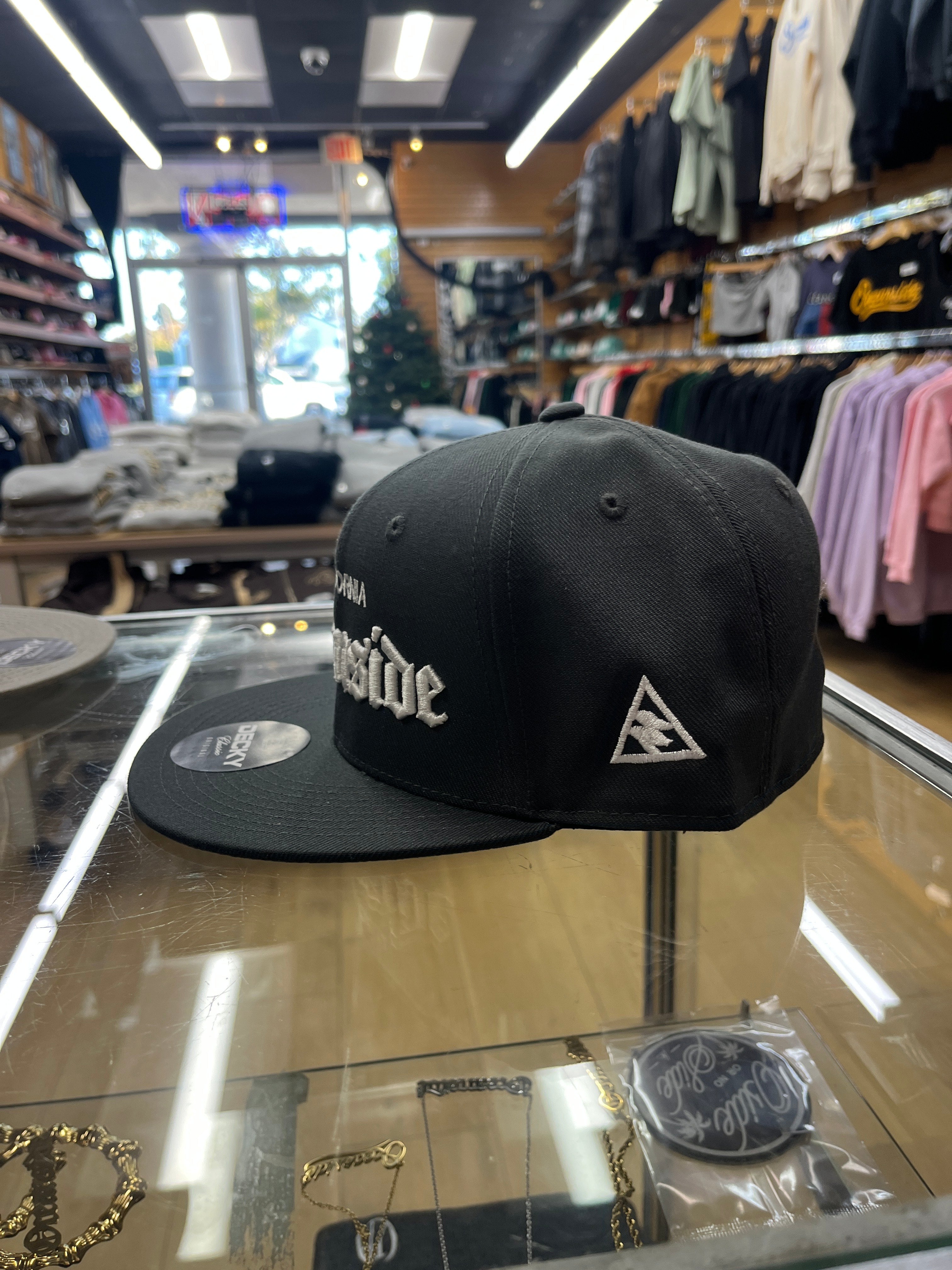 OE Oceanside California Fitted Hat (Black) – MadStrange